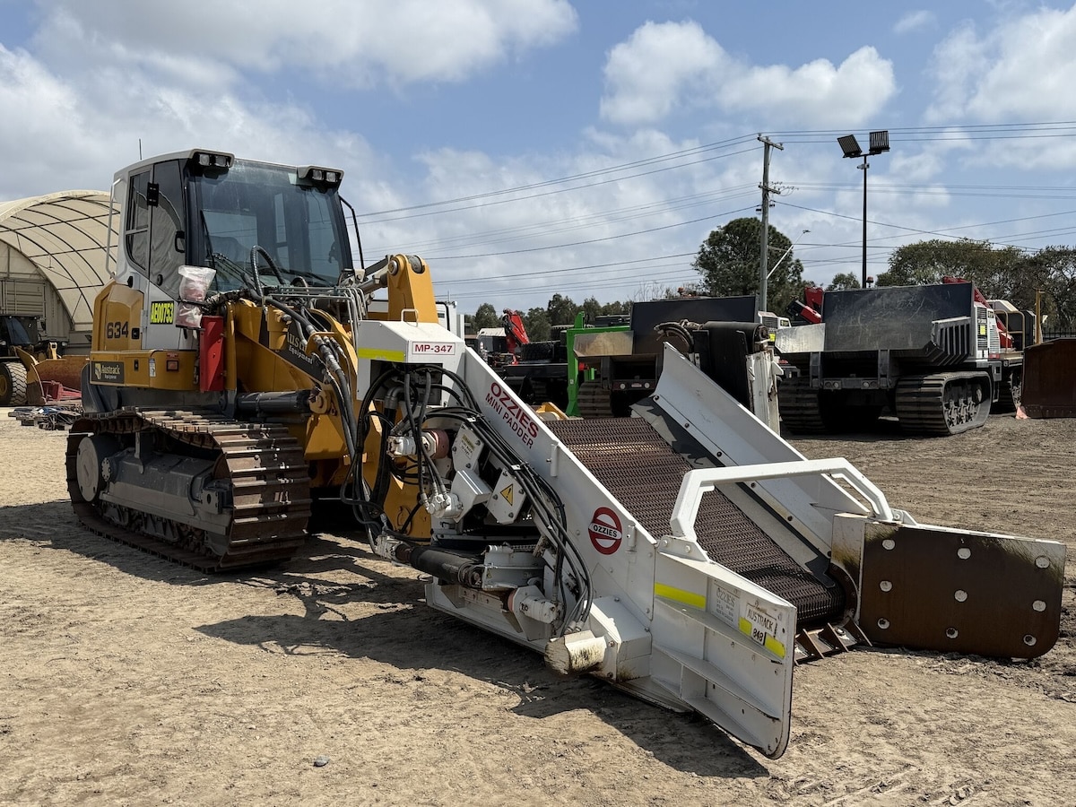 Check out Austrack Equipment’s Drott – fitted with the Ozzie’s Mini ...